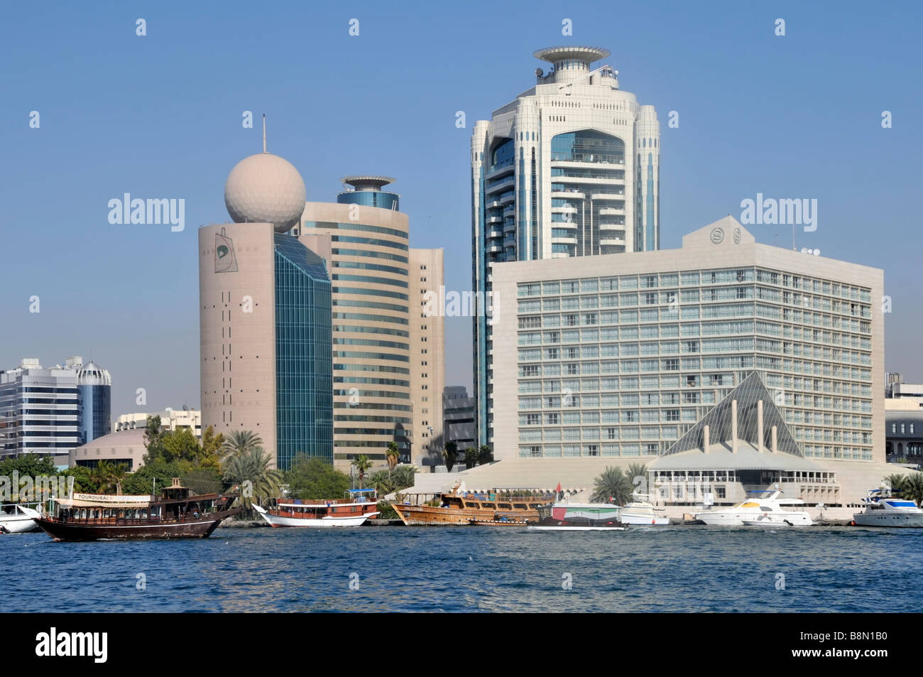 Etisalat tower dubai hi-res stock photography and images - Alamy