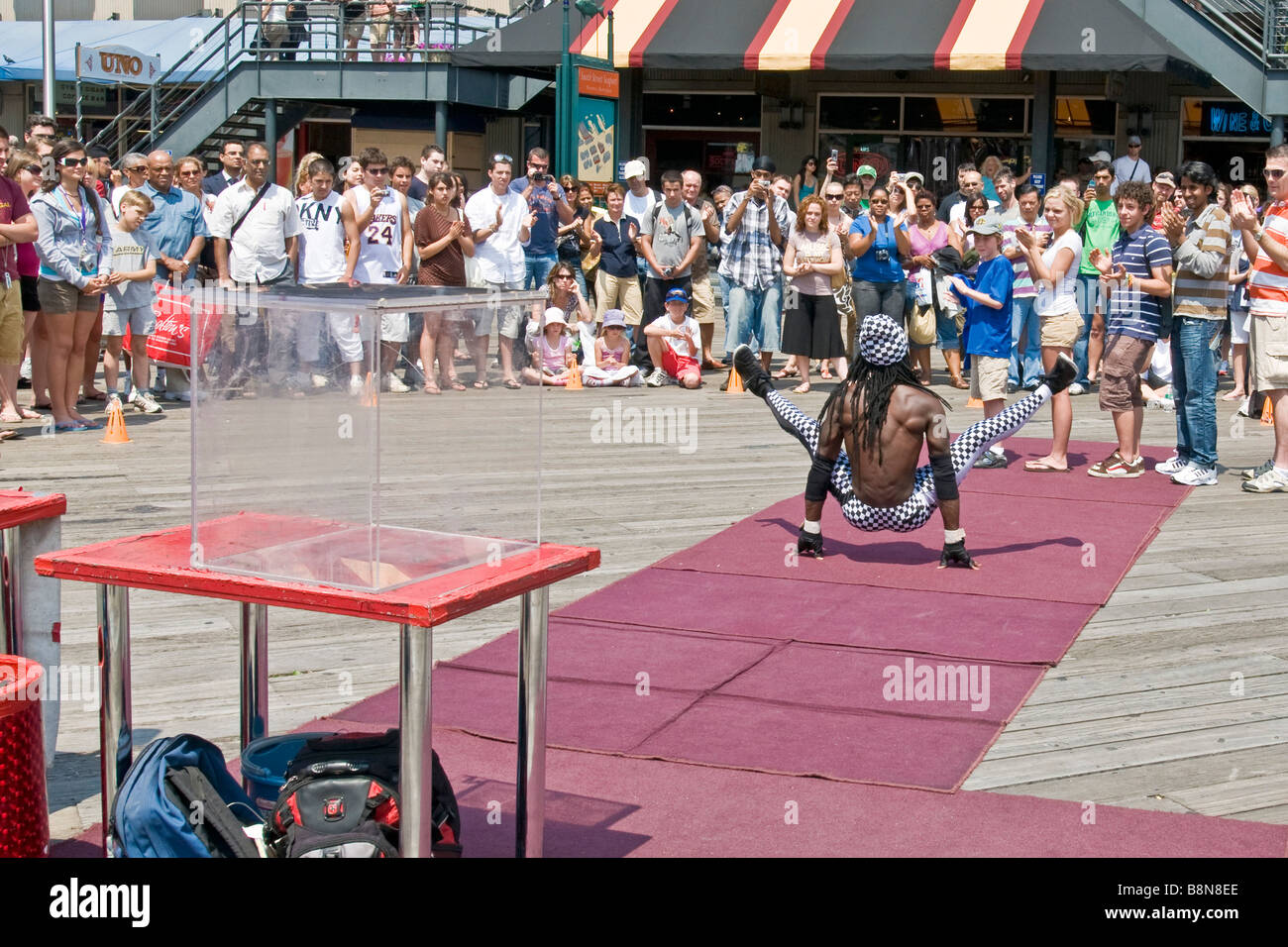 Acrobatic tricks hi-res stock photography and images - Alamy