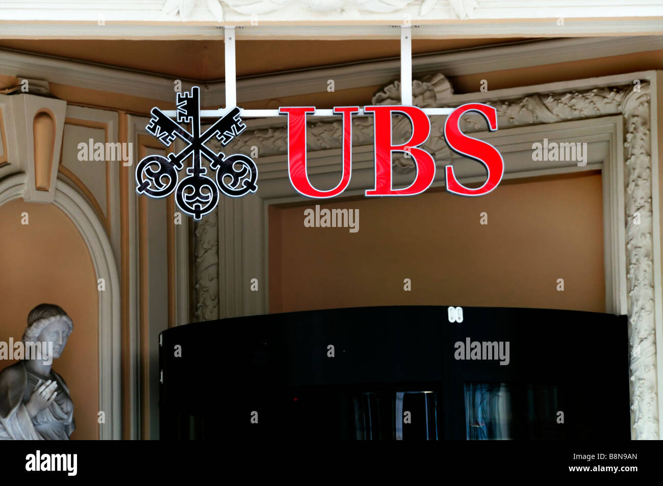 Logo de ubs hi-res stock photography and images - Alamy