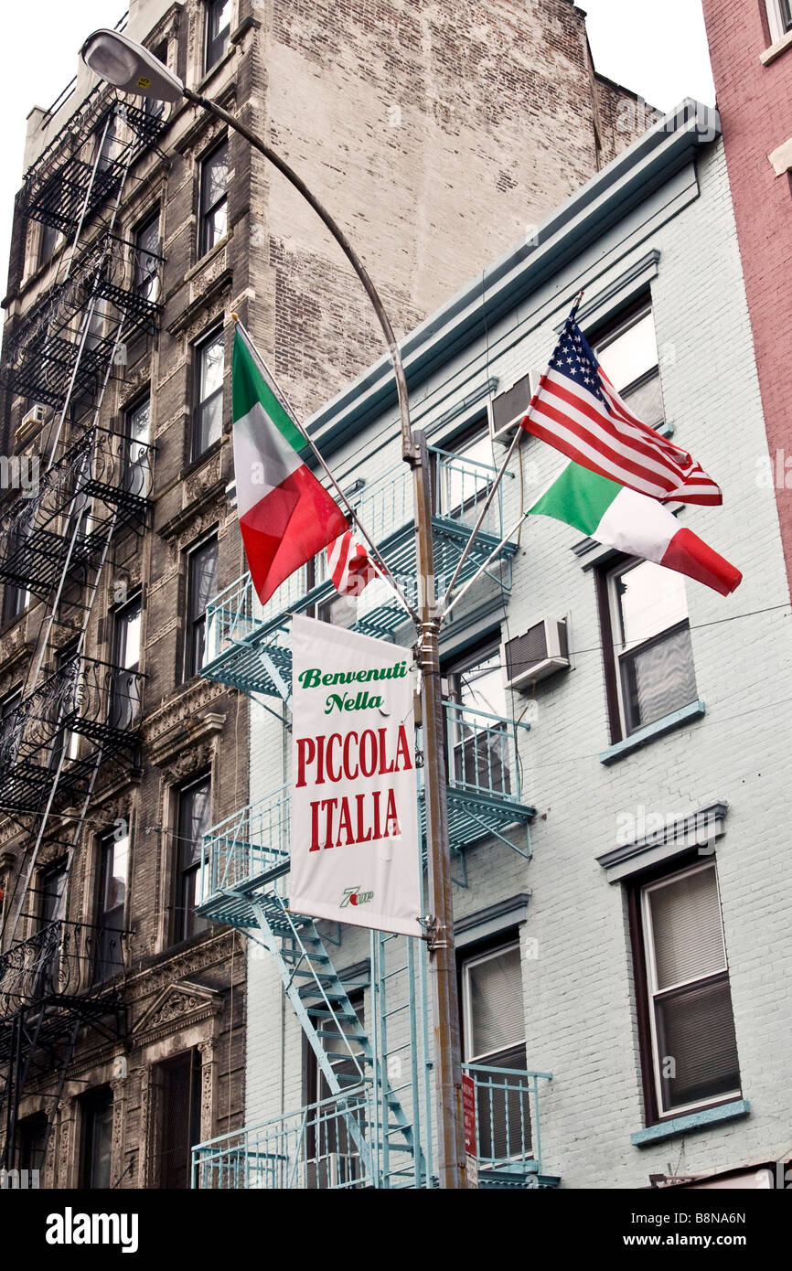 Street scene in Italian neighbourhood of Manhattan known as Little ...