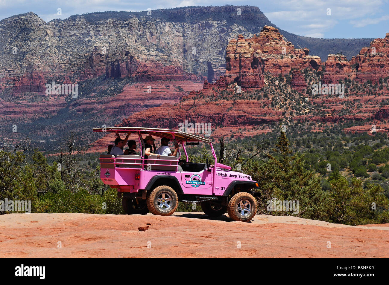 jeep tour overlooking scenery near Sedona AZ Stock Photo - Alamy