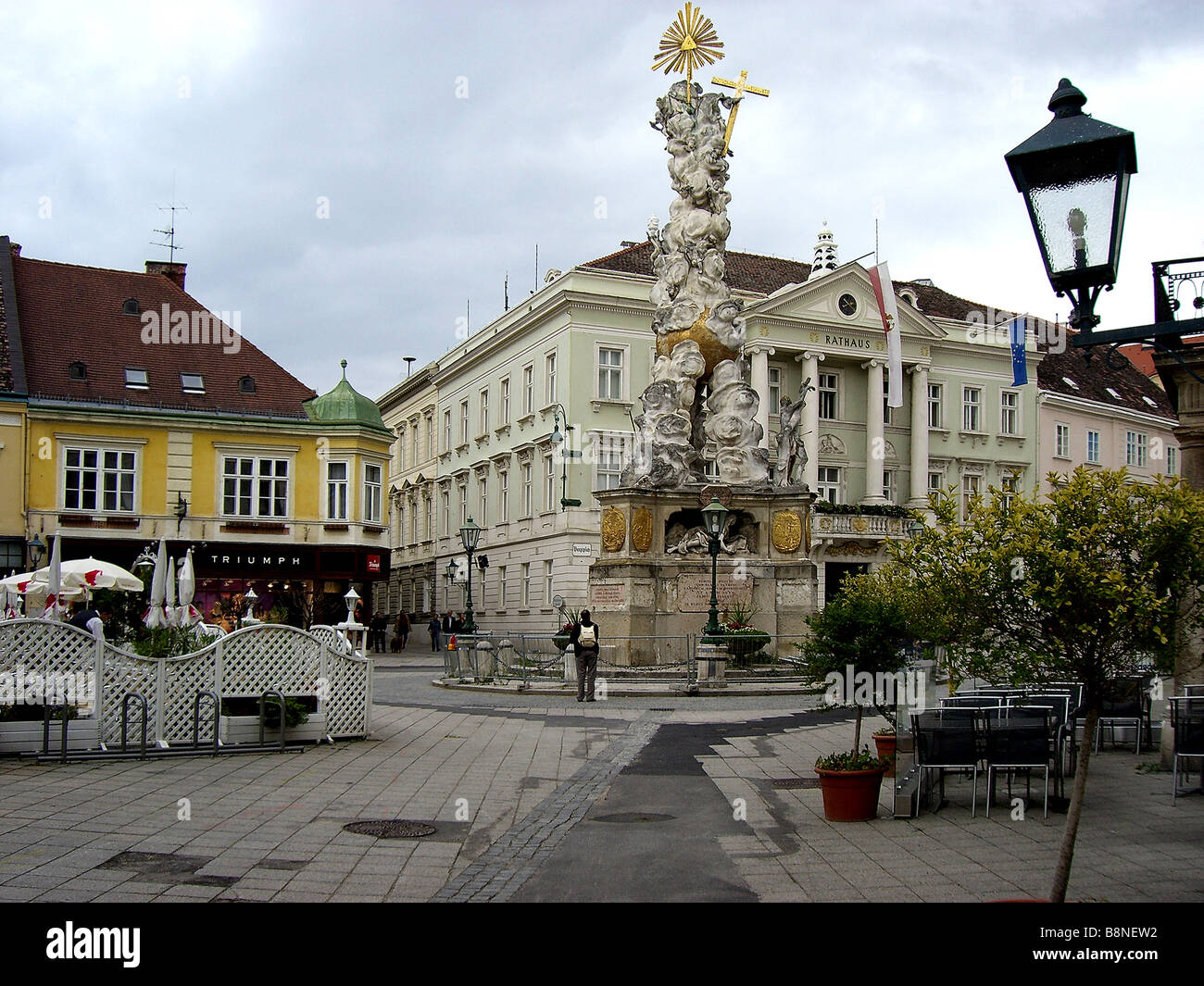 Old town square hungary hi-res stock photography and images - Alamy