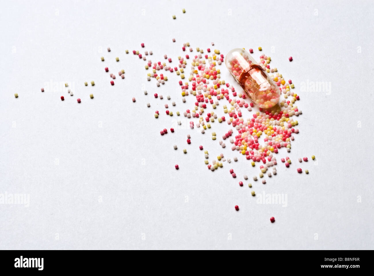 Time release medicine hi-res stock photography and images - Alamy