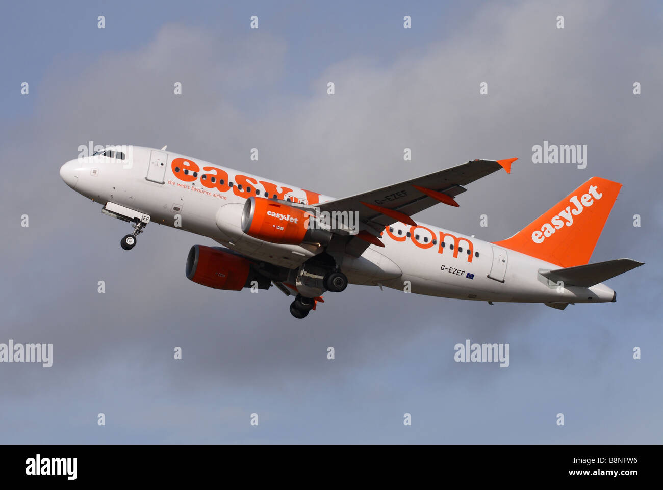 Easyjet plane Airbus A319 flying taking off Stock Photo - Alamy