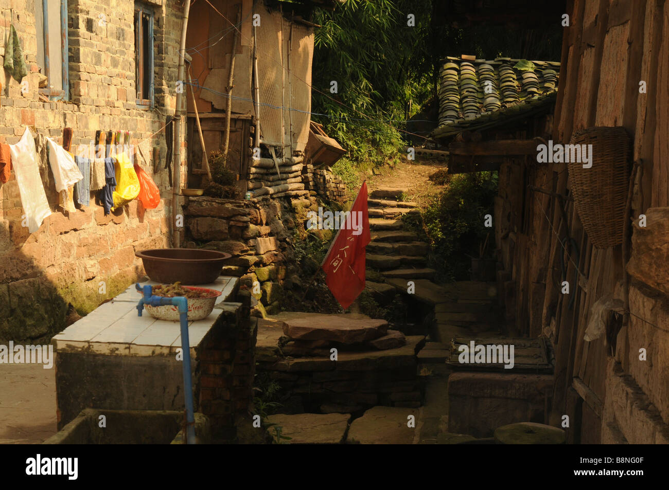 Brick and mud house china hi-res stock photography and images - Alamy
