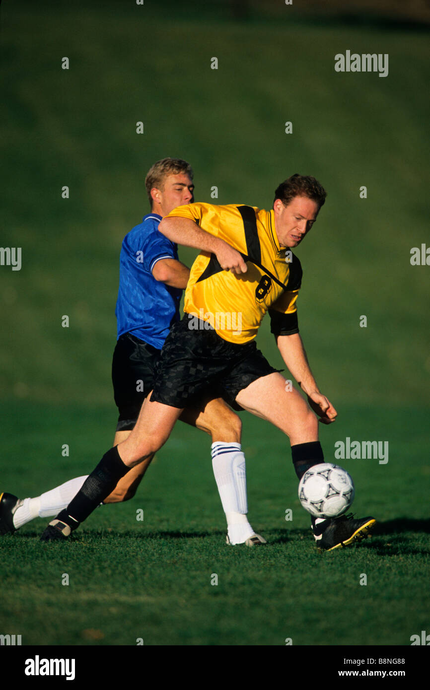 Man male football players hi-res stock photography and images - Alamy