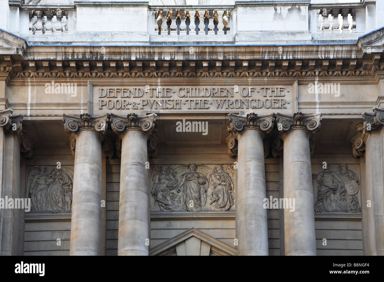 entrance-door-old-bailey-hi-res-stock-photography-and-images-alamy