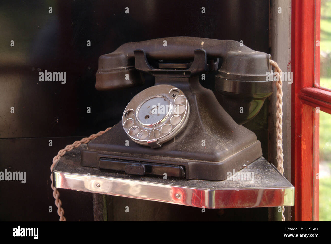 Original GPO 1/232 bakelite finger dial telephone with drawer in a 1940 ...