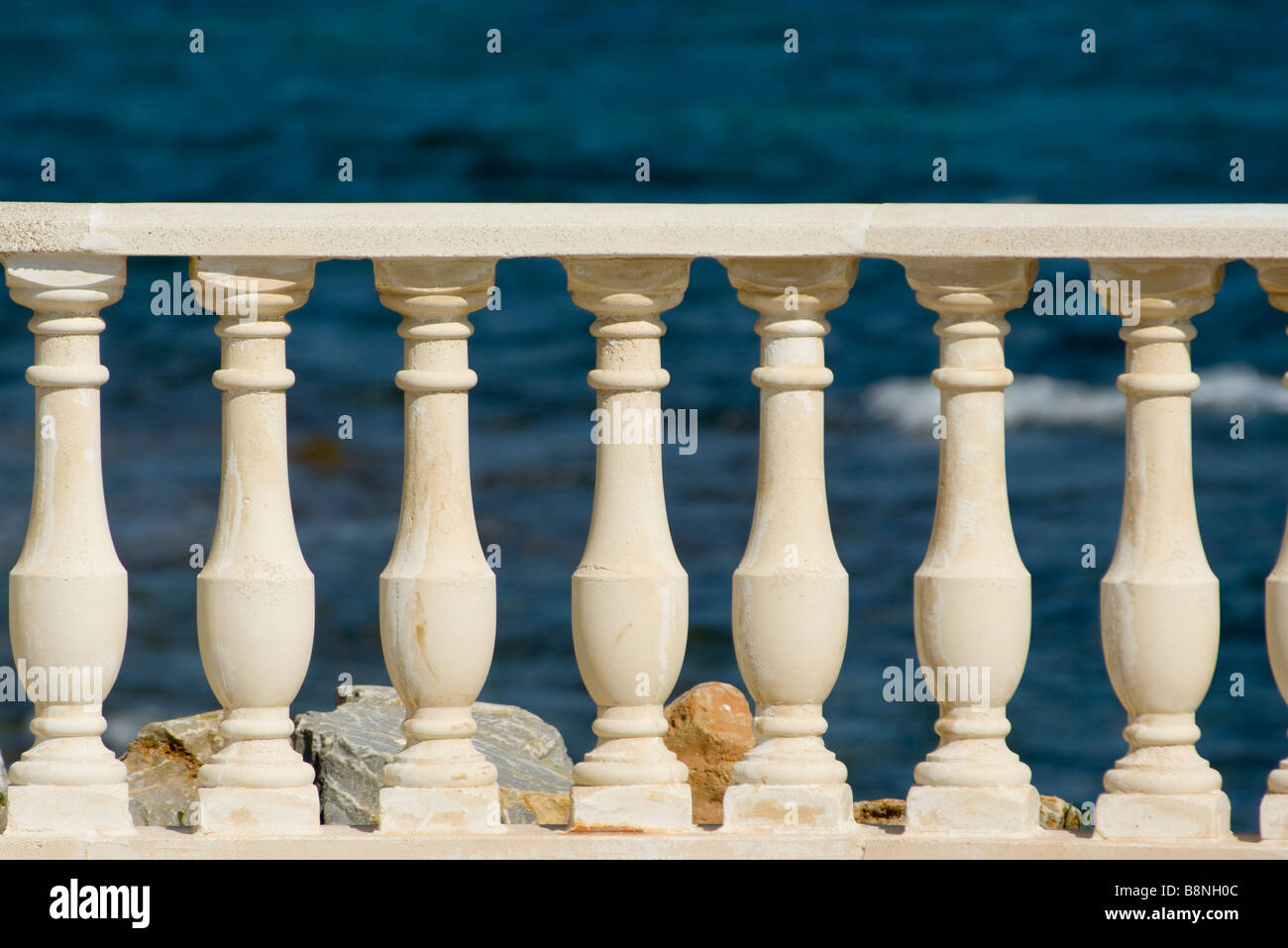 Stone ornate concrete balustrade hi-res stock photography and images ...