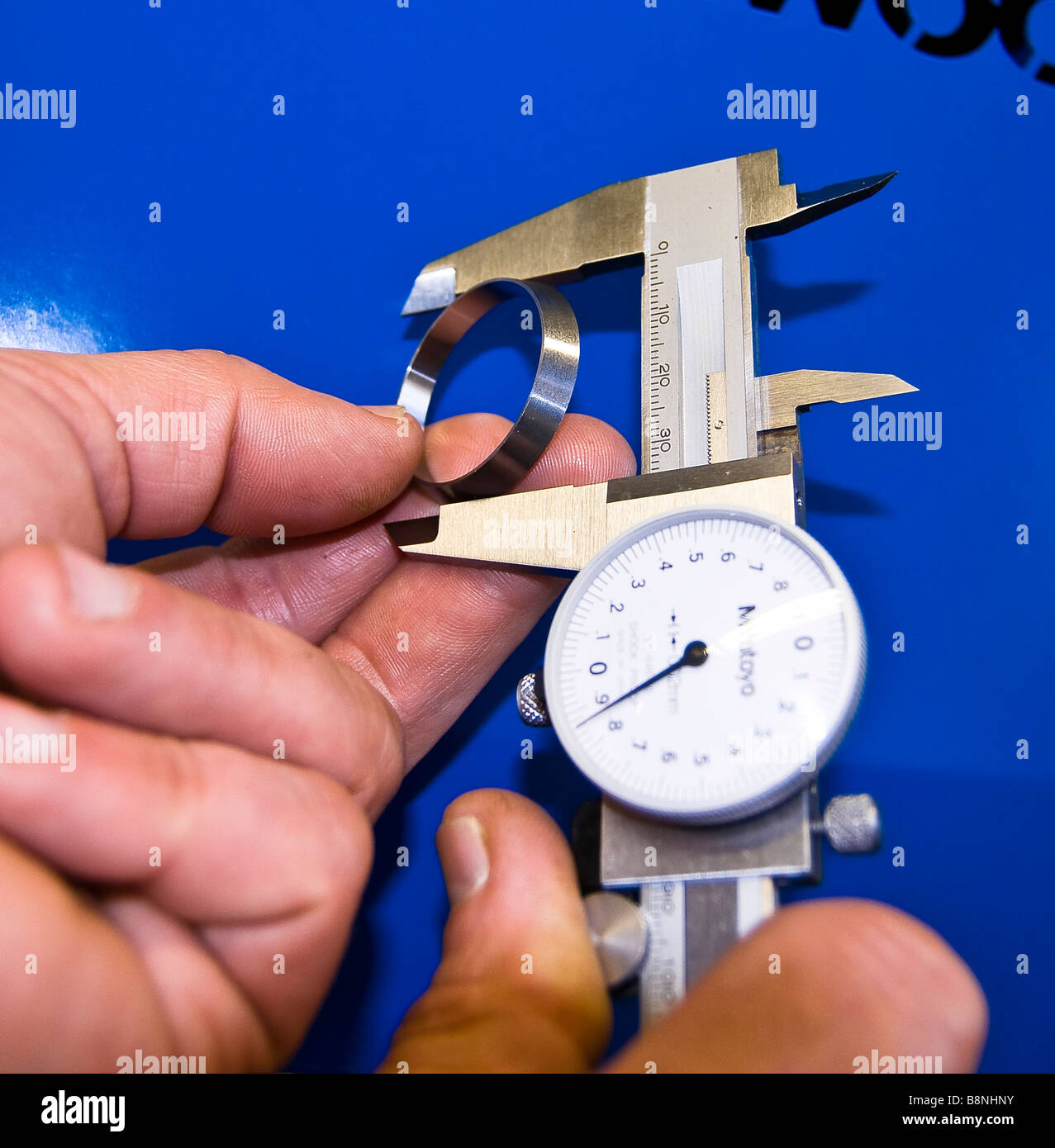 Mechanical engineering measuring hi-res stock photography and images ...