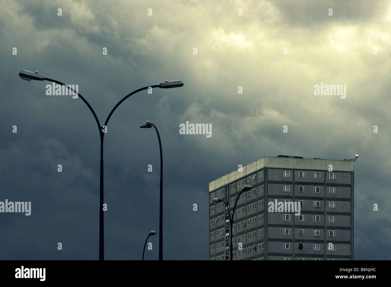 Manchester council flats hi-res stock photography and images - Alamy