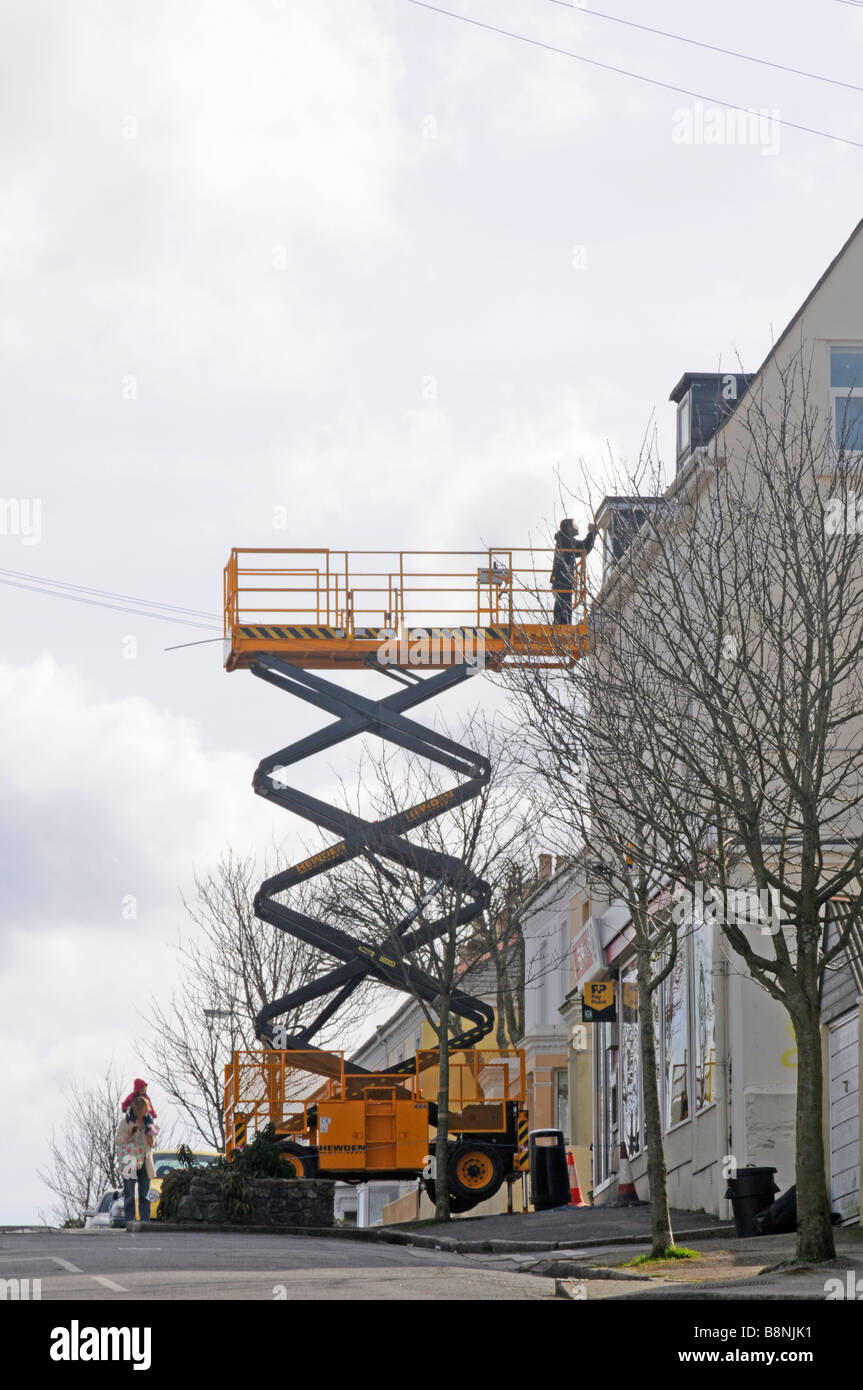 Extendable platform hi-res stock photography and images - Alamy