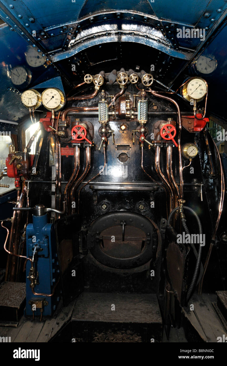 Locomotive plate hi-res stock photography and images - Alamy