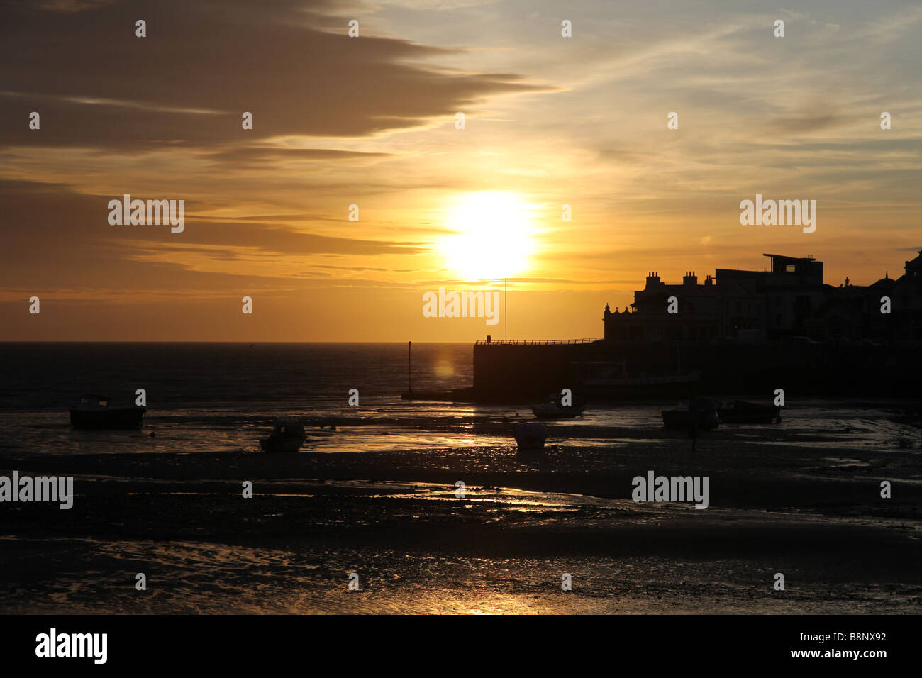 Mud weston super mare beach hi-res stock photography and images - Alamy