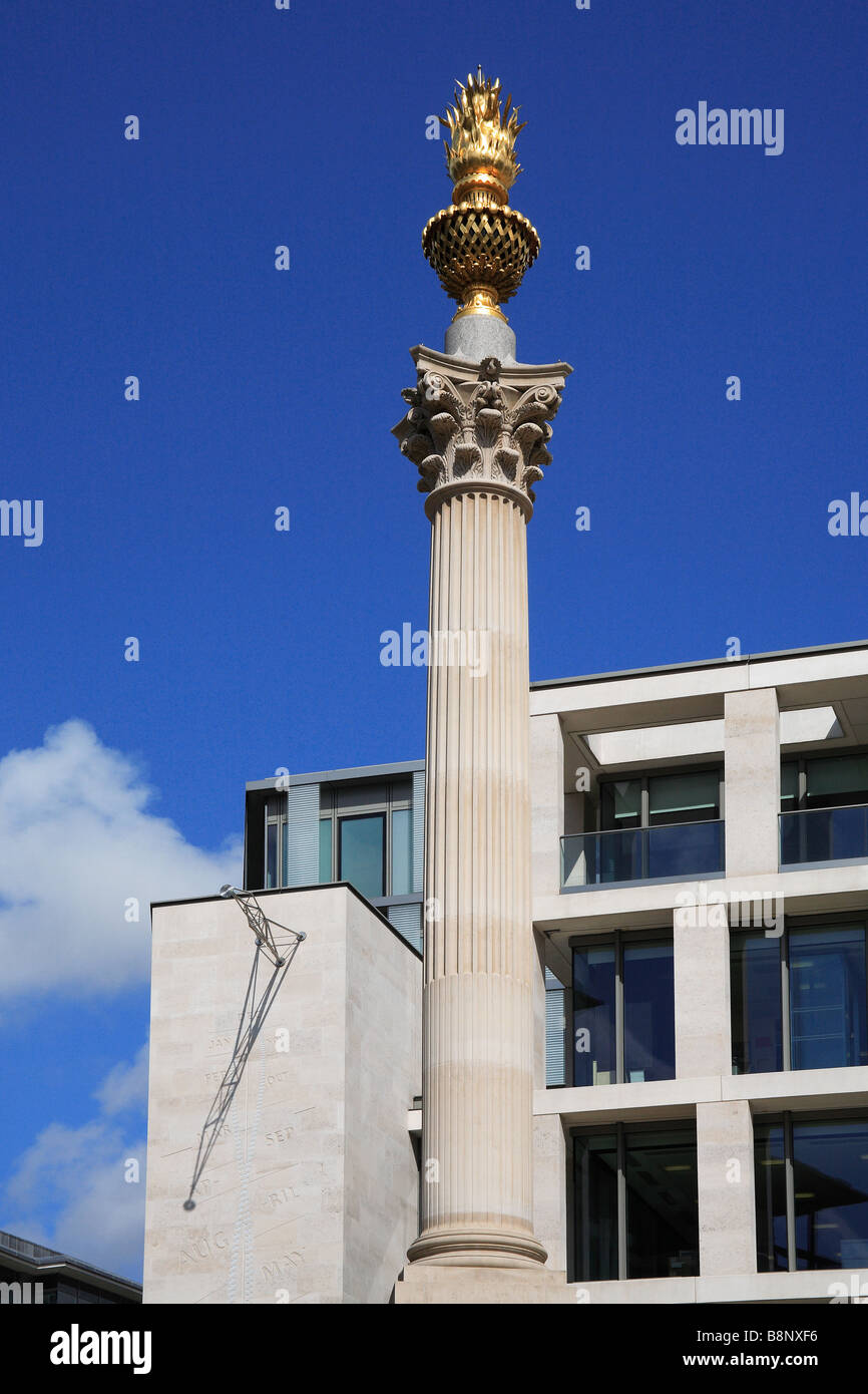 Column on Paternoster Square City of London England Stock Photo - Alamy