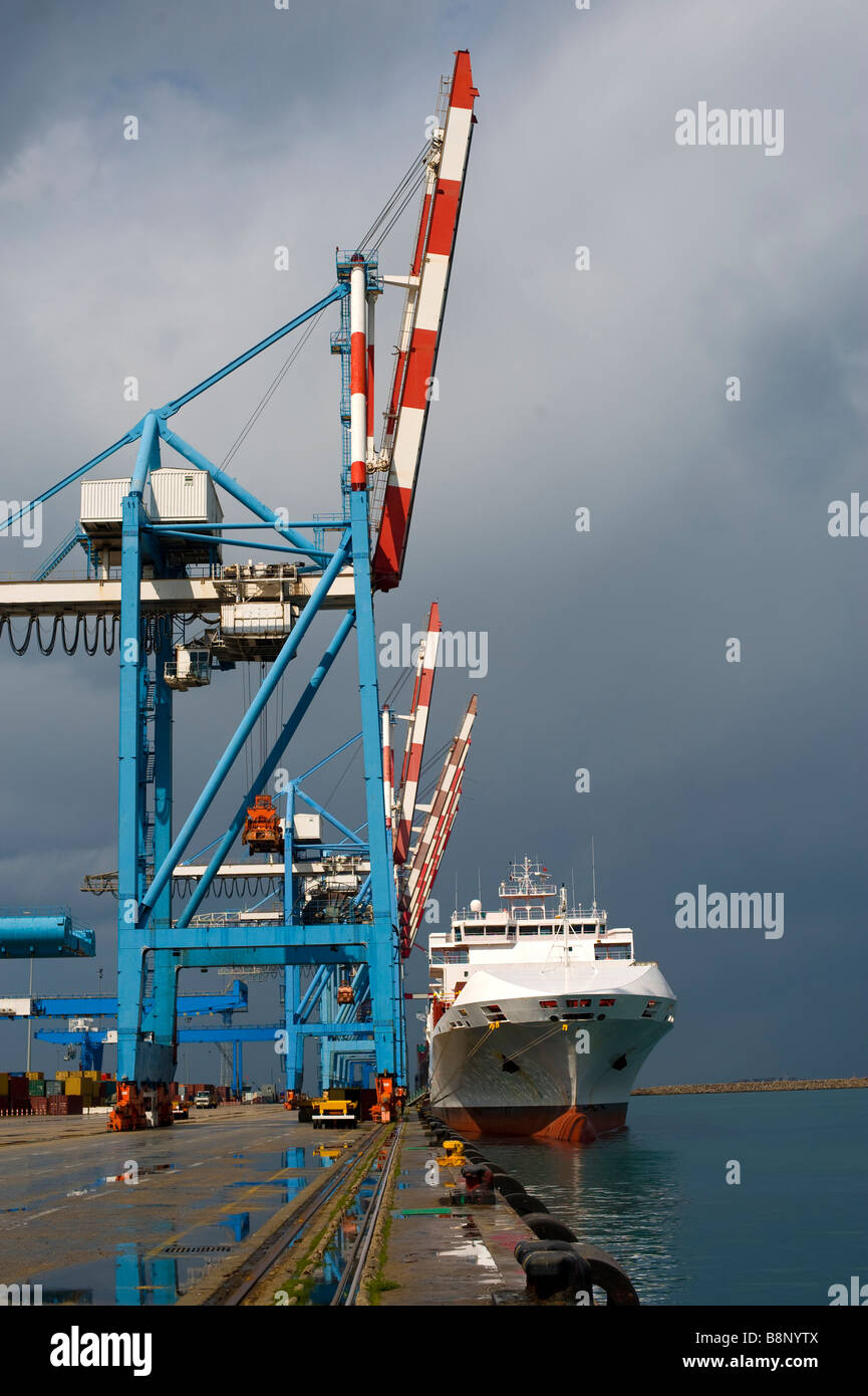 cargo ship at dock Stock Photo - Alamy