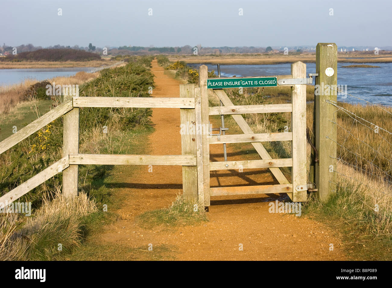 Foot path closed hi-res stock photography and images - Alamy