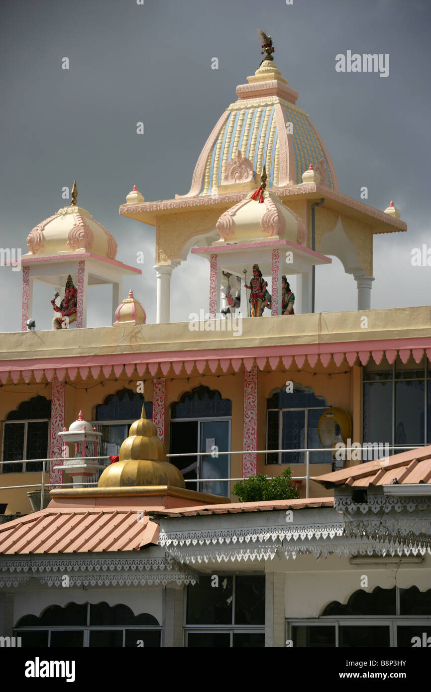 The Grand Bassin Indian Hindu Temple in Mauritius Stock Photo - Alamy