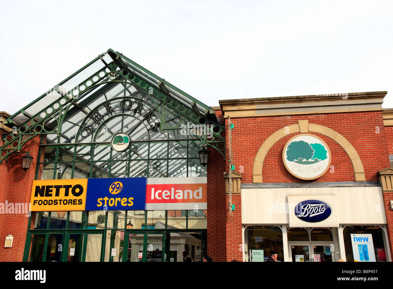 Acton High Street London Stock Photos & Acton High Street London Stock ...