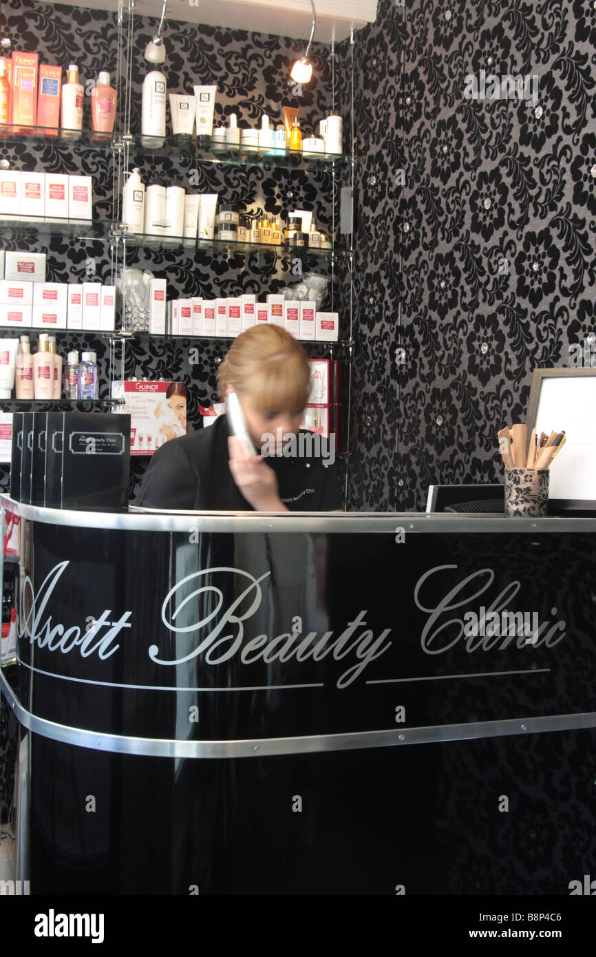 'Beauty salon reception'. reception, spa, luxury, receptionist ...