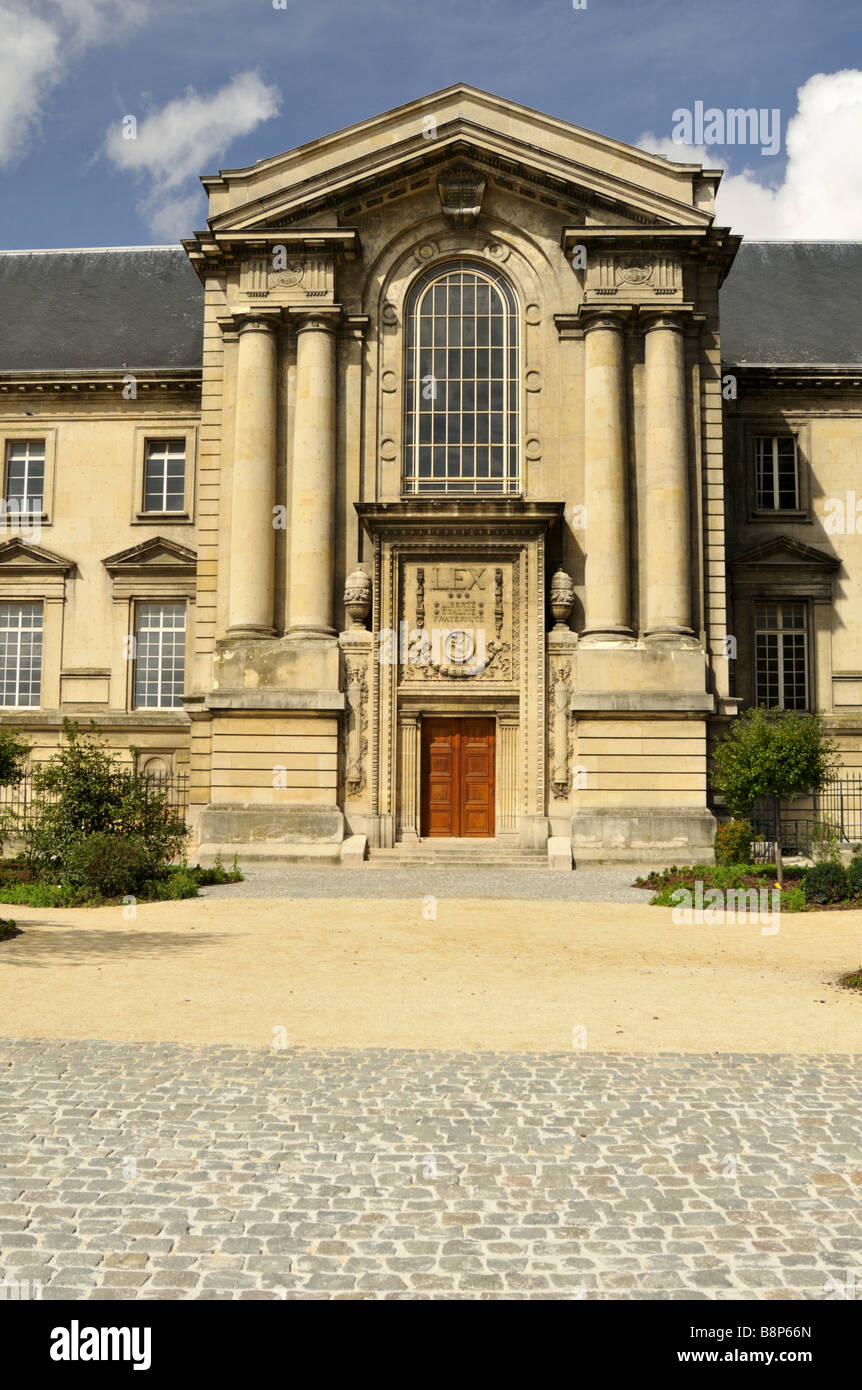 Rheims france hi-res stock photography and images - Alamy