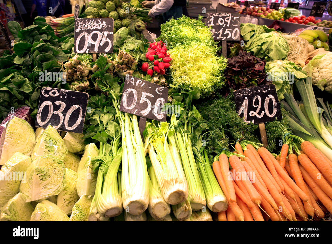 Vegetables and euro hi-res stock photography and images - Alamy