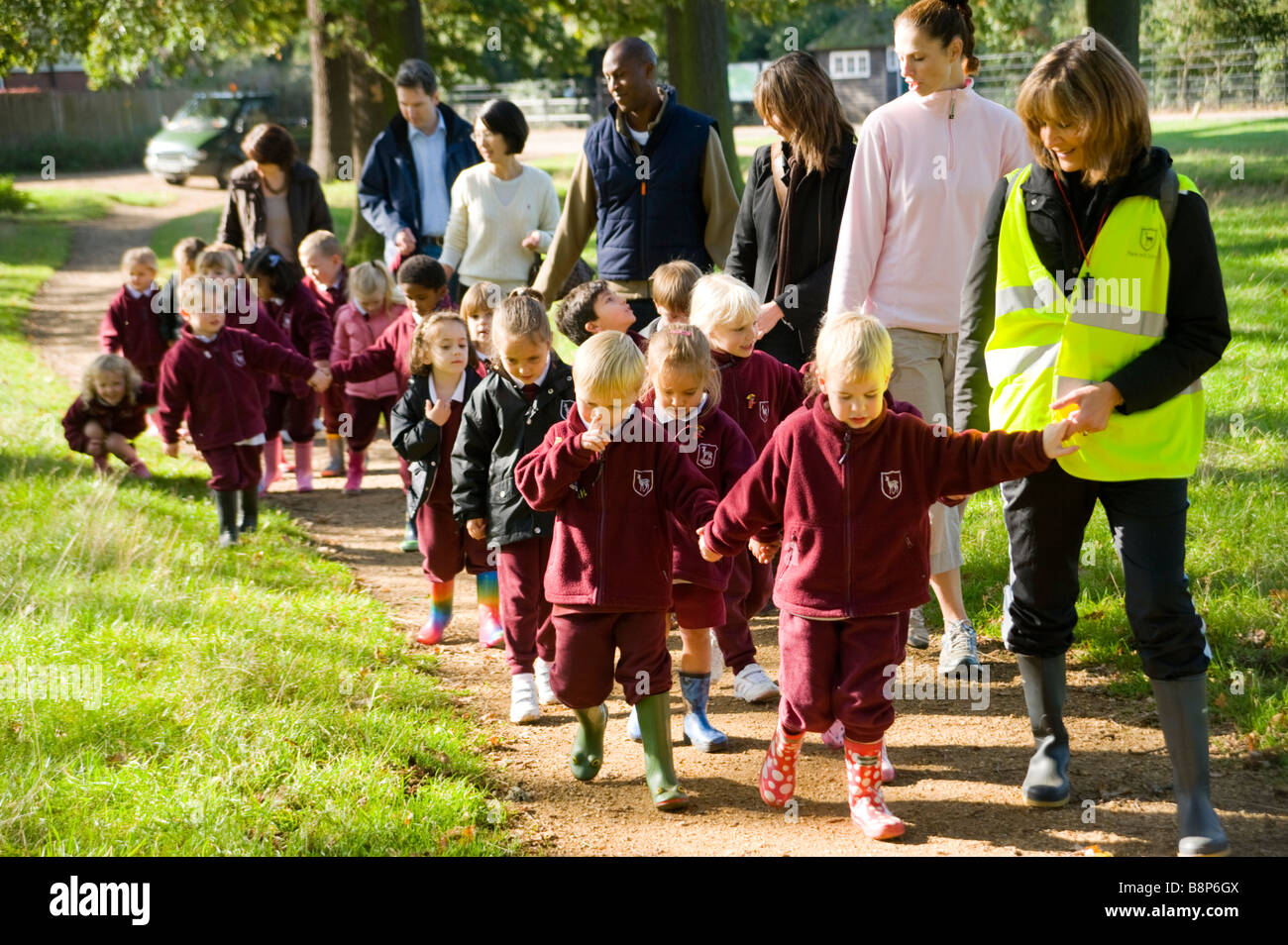 School Children On Nature Walk Stock Photos & School Children On Nature ...