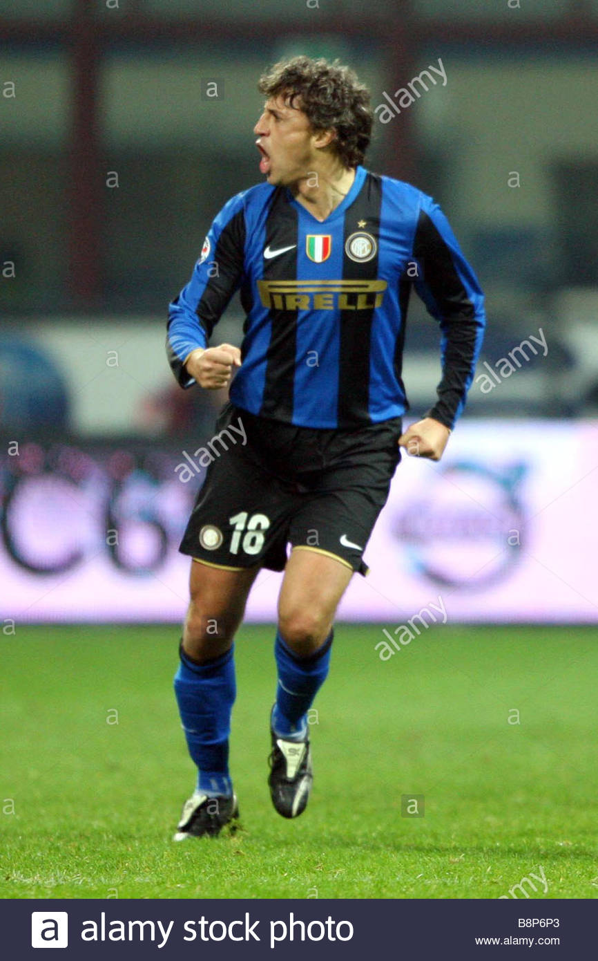 Hernan Crespo High Resolution Stock Photography and Images - Alamy