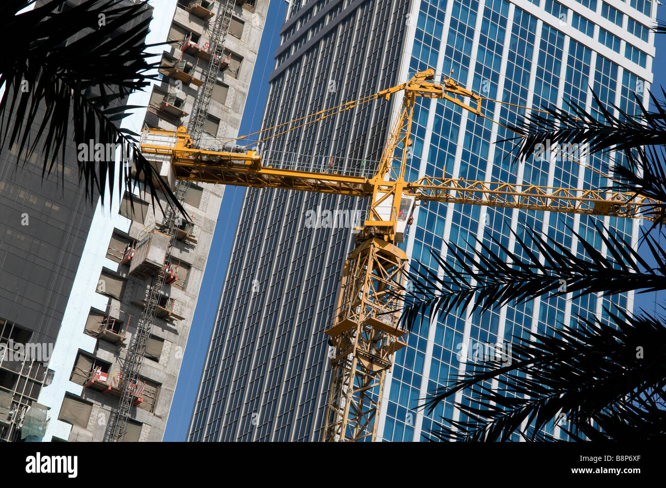 dubai office buildings under construction Stock Photo - Alamy