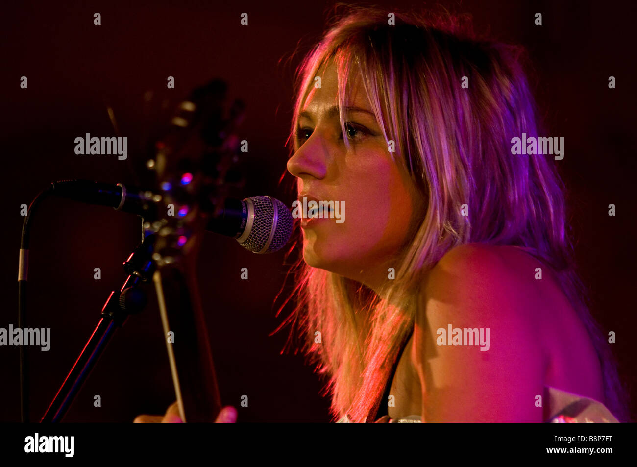Singer/songwriter Tallulah Rendall performs on stage in London Stock ...