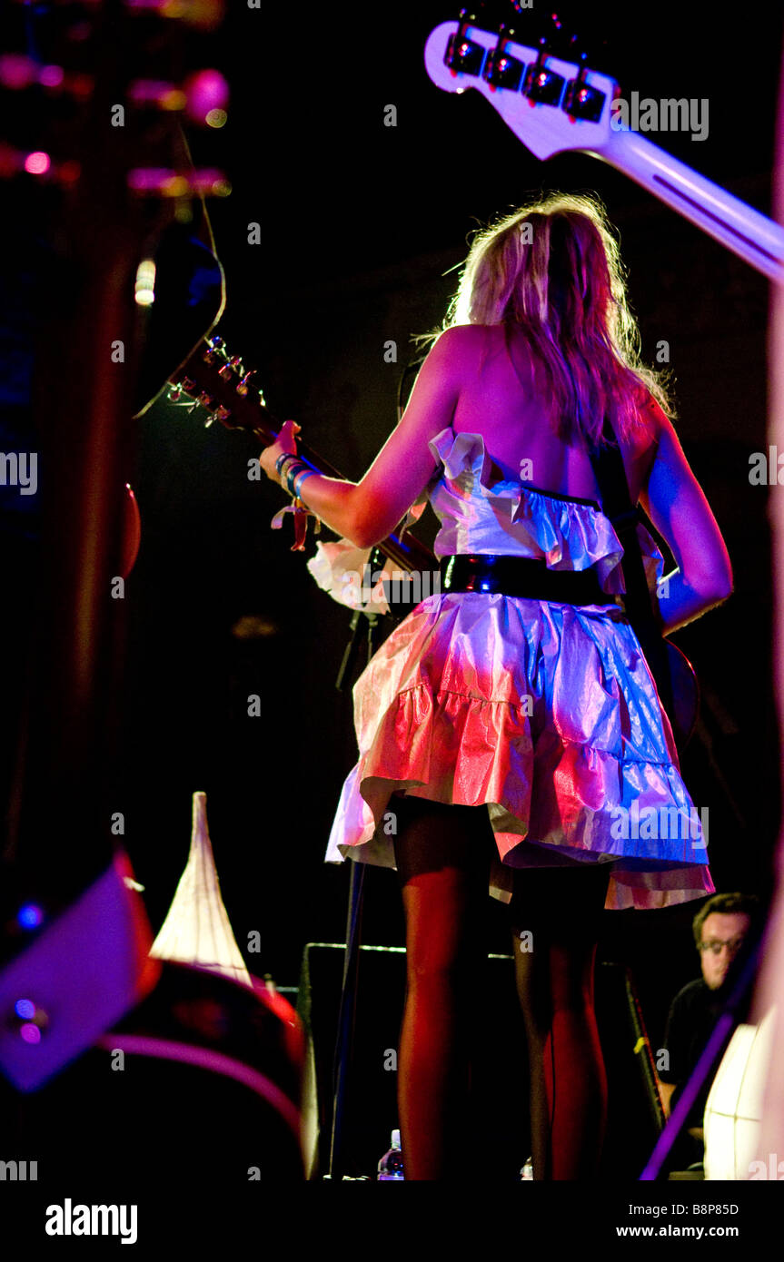 Singer/songwriter Tallulah Rendall performs on stage in London Stock ...