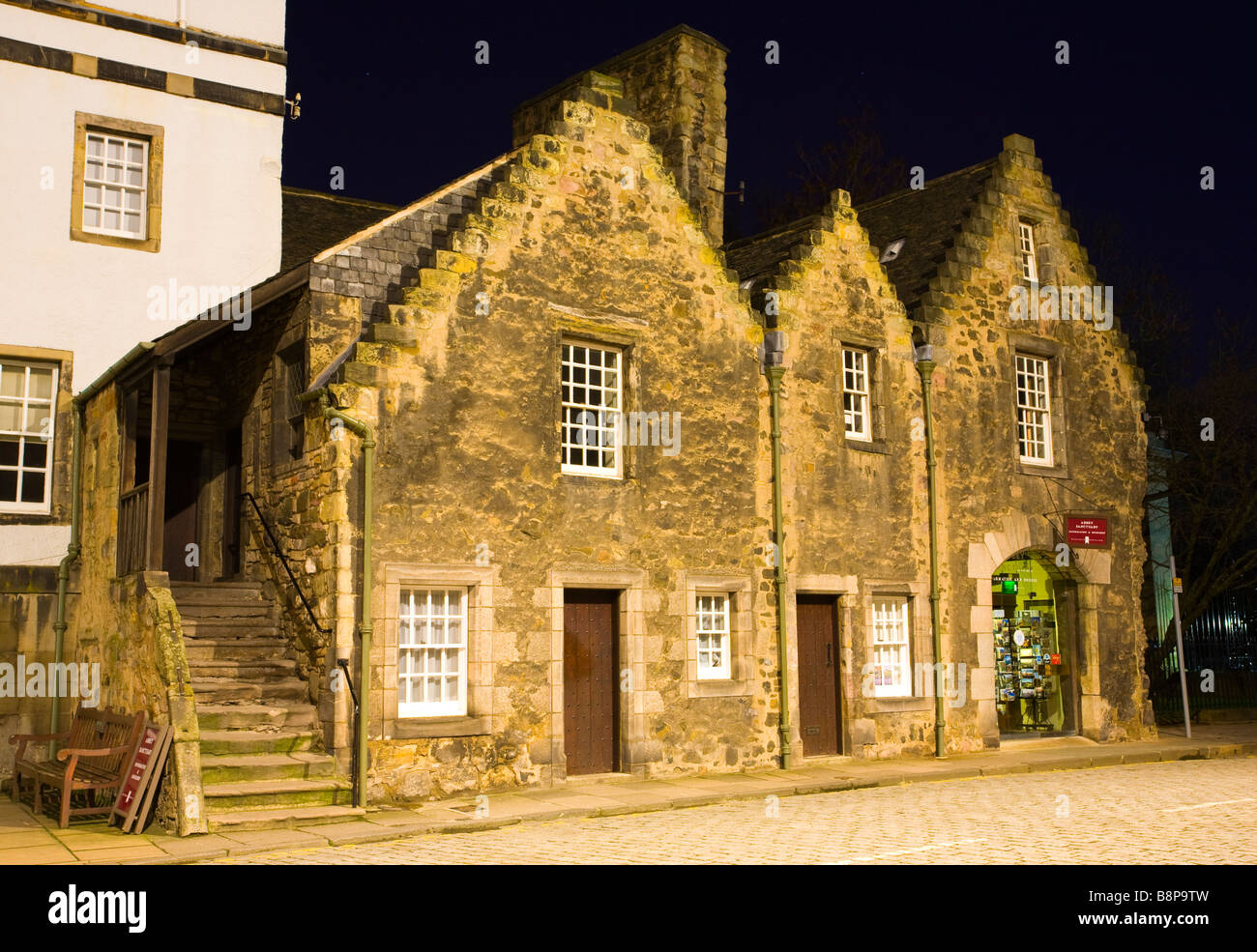 Abbey sanctuary hi-res stock photography and images - Alamy