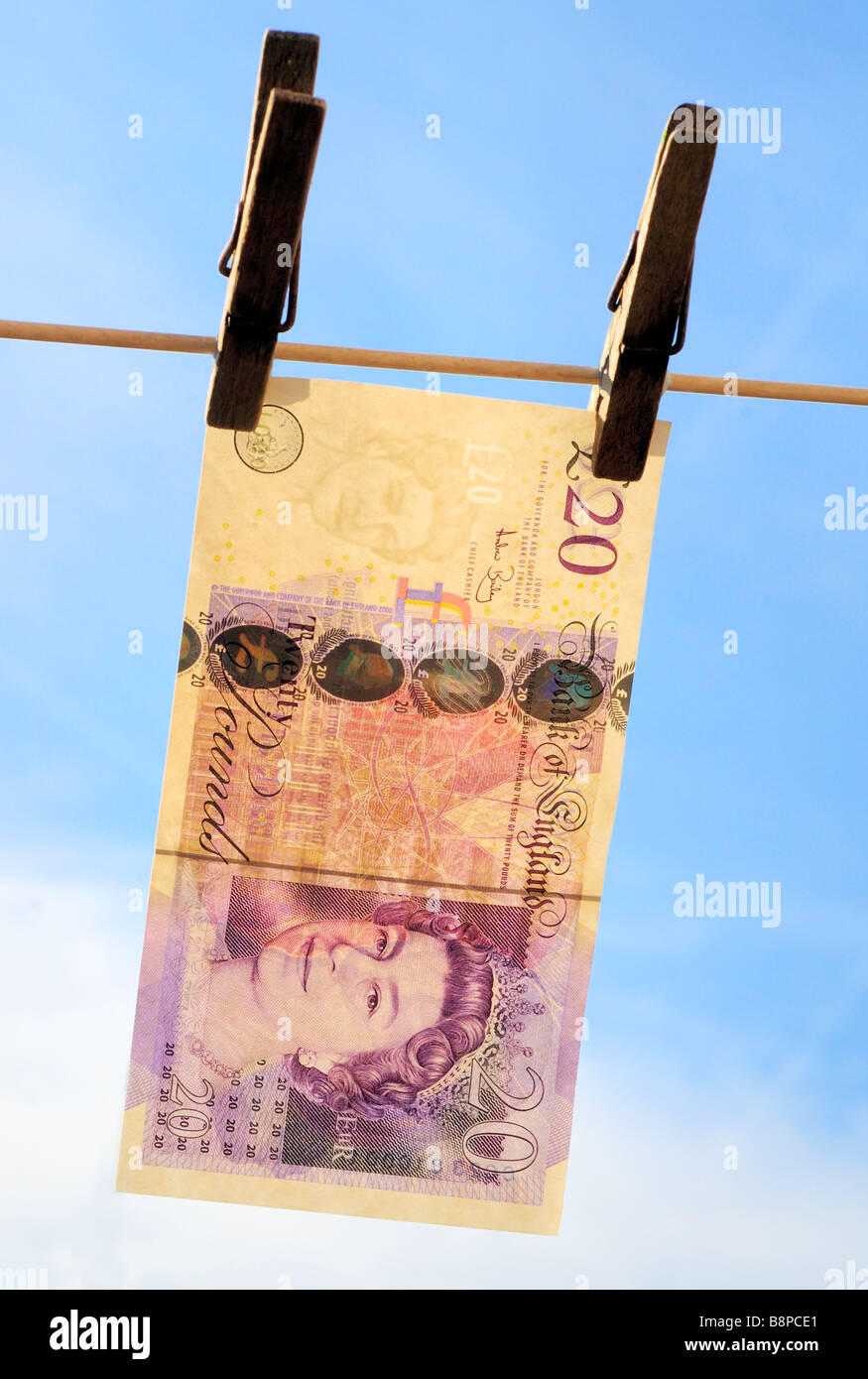 Twenty Pound Note Hanging from a Washing Line Stock Photo - Alamy