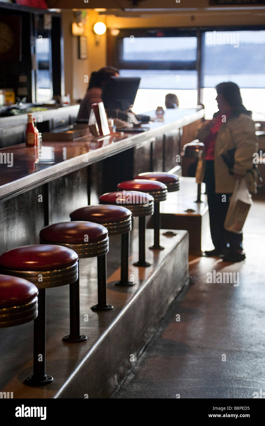 Lunch counter hi-res stock photography and images - Alamy