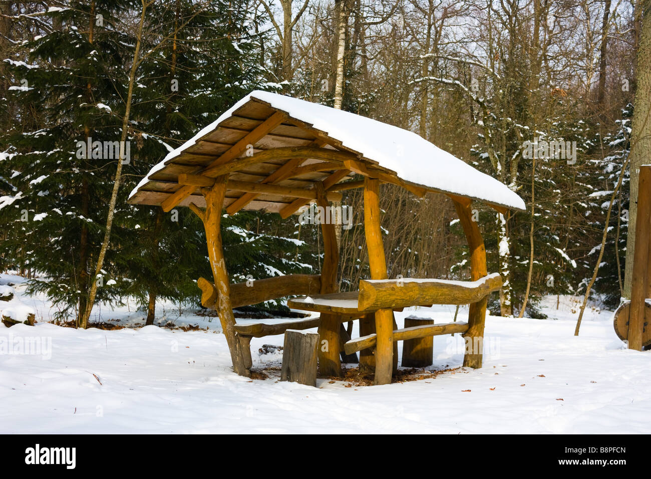Season architecture hi-res stock photography and images - Alamy