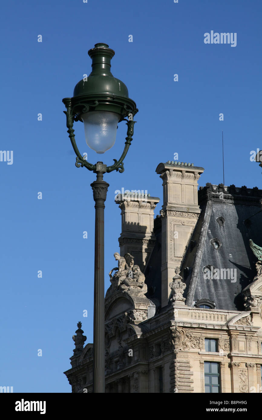 Tall lampost hi-res stock photography and images - Alamy