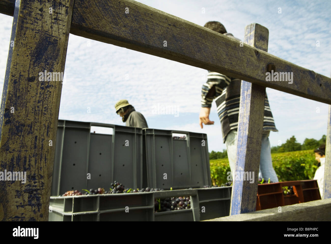 Loading crates truck hi-res stock photography and images - Alamy