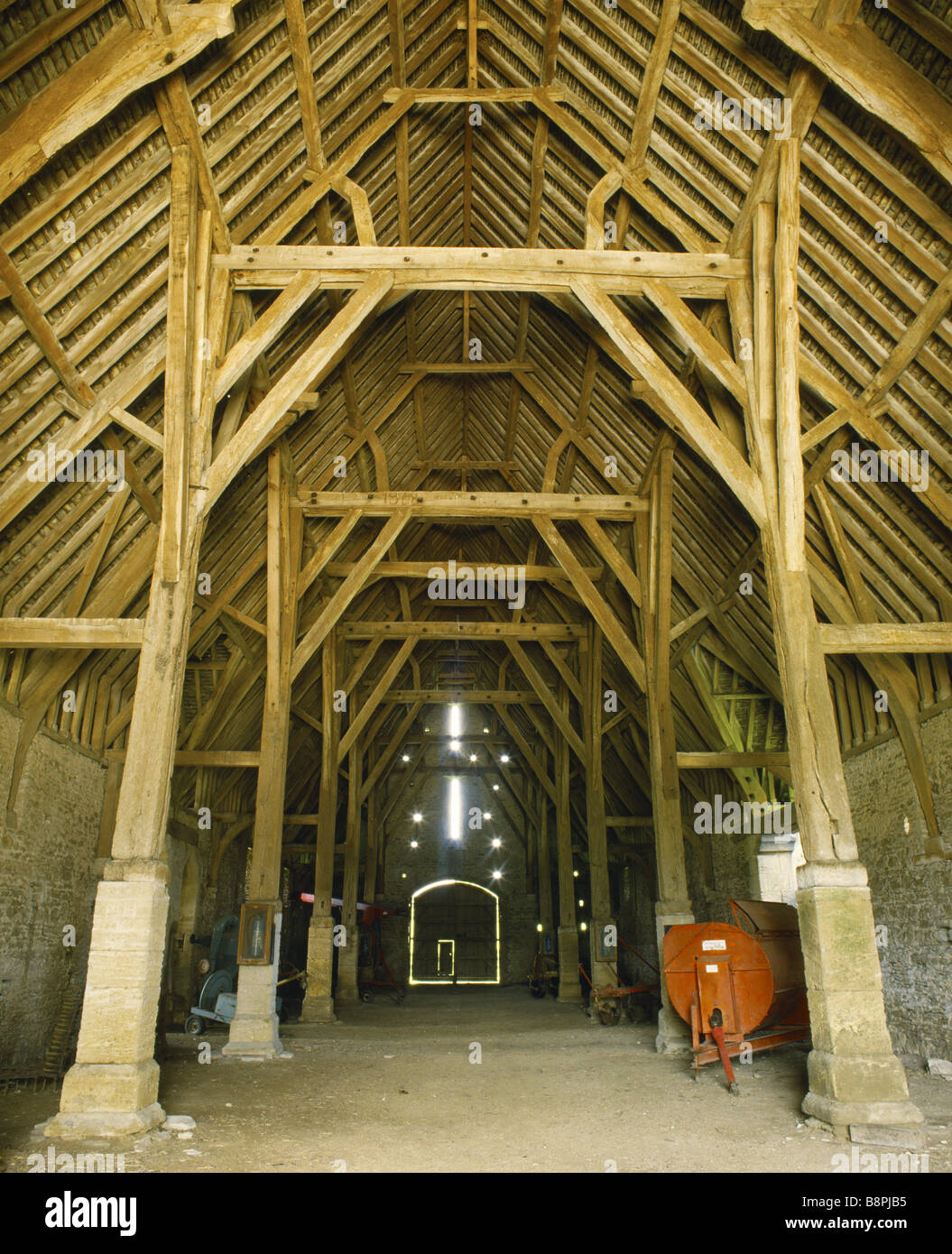 Great coxwell great barn hi-res stock photography and images - Alamy
