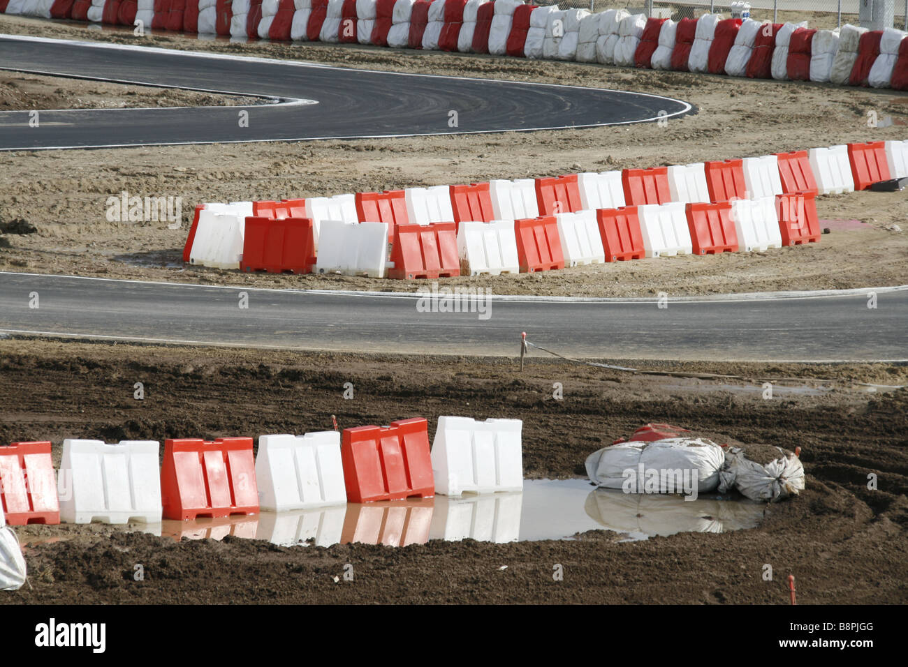 Empty motor racing track hi-res stock photography and images - Alamy