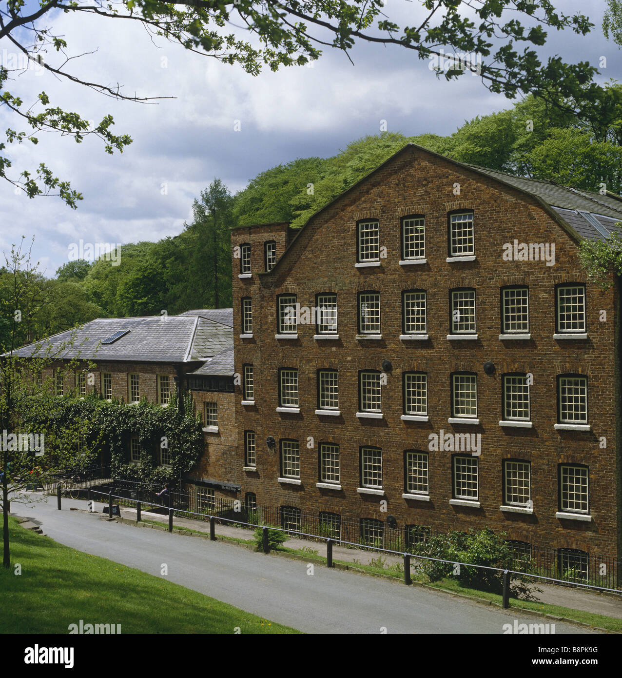 The many-windowed exterior of Quarry Bank Mill, Styal Stock Photo - Alamy