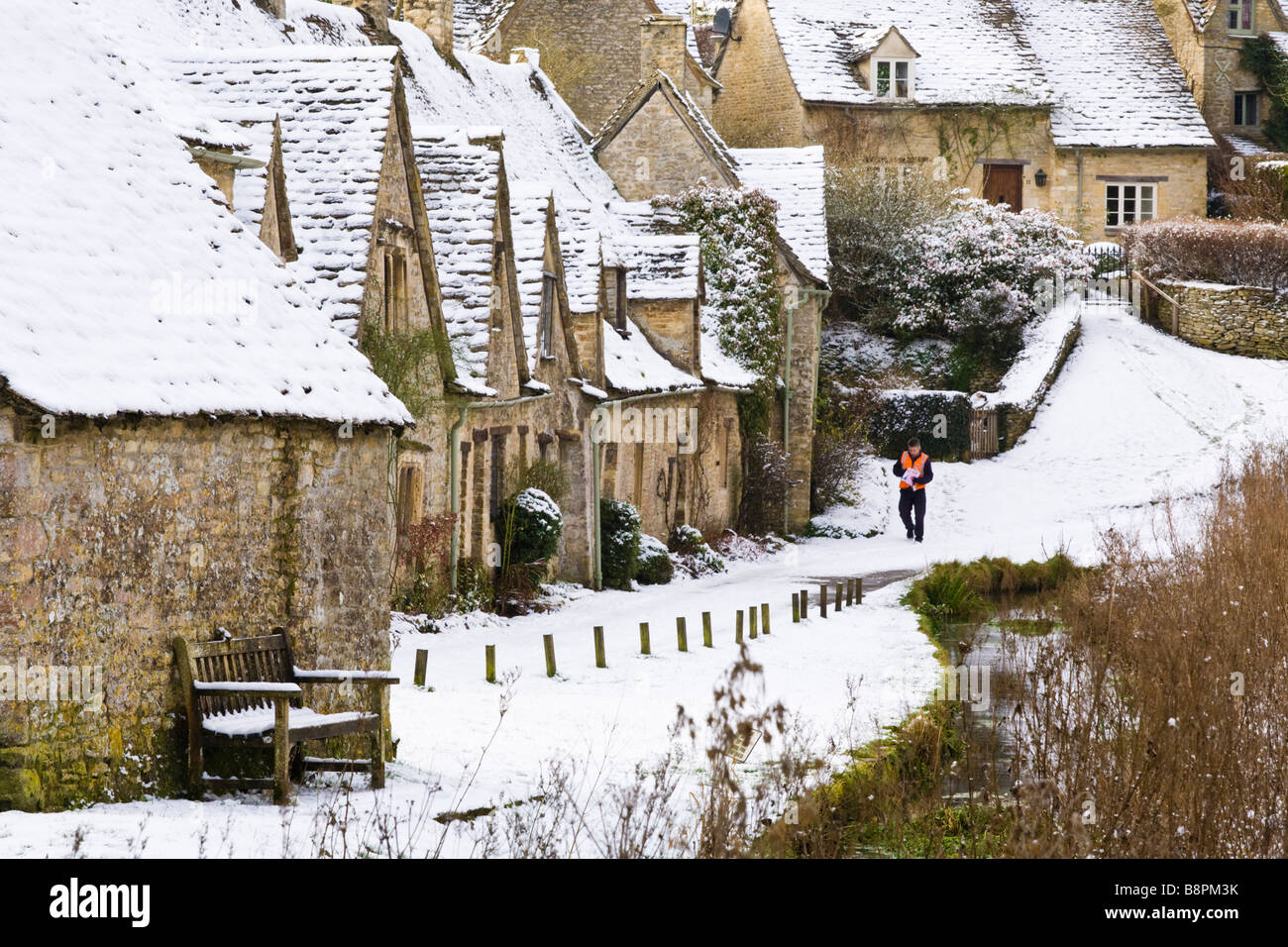 Cotswolds bibury winter snow hi-res stock photography and images - Alamy