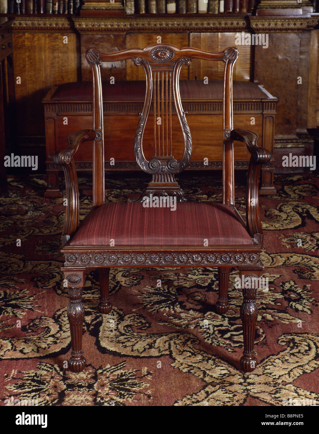 Lyre back hi-res stock photography and images - Alamy