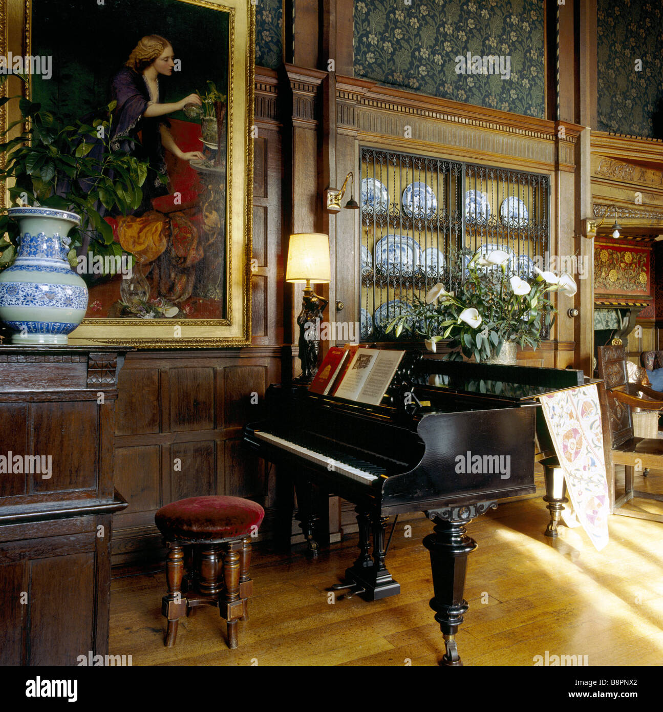 Wightwick house hi-res stock photography and images - Alamy