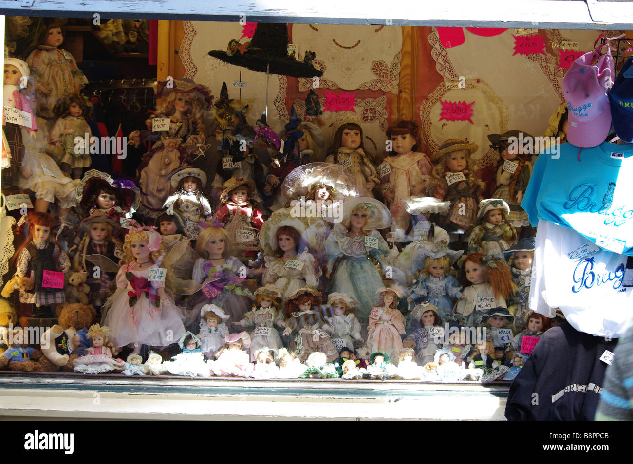 Holland dolls hi-res stock photography and images - Alamy