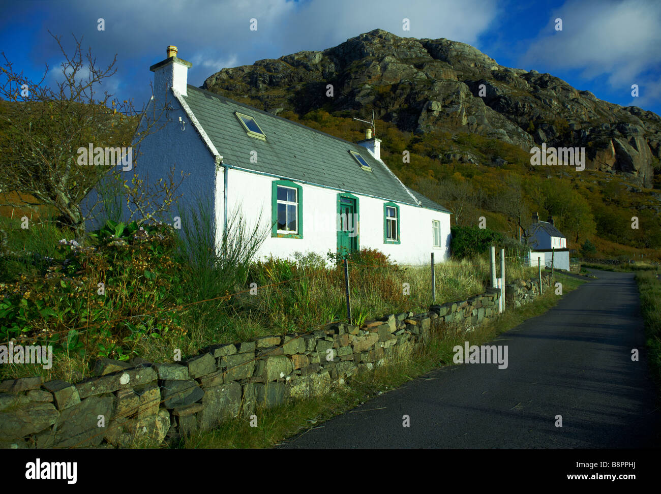 West coast style home hi-res stock photography and images - Alamy