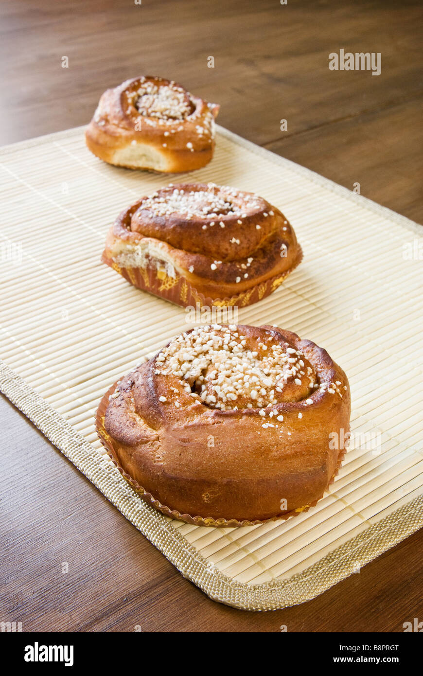 Three buns in a row hi-res stock photography and images - Alamy