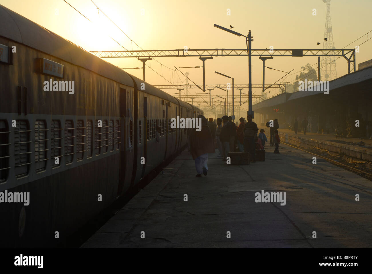 Train early india hi-res stock photography and images - Alamy