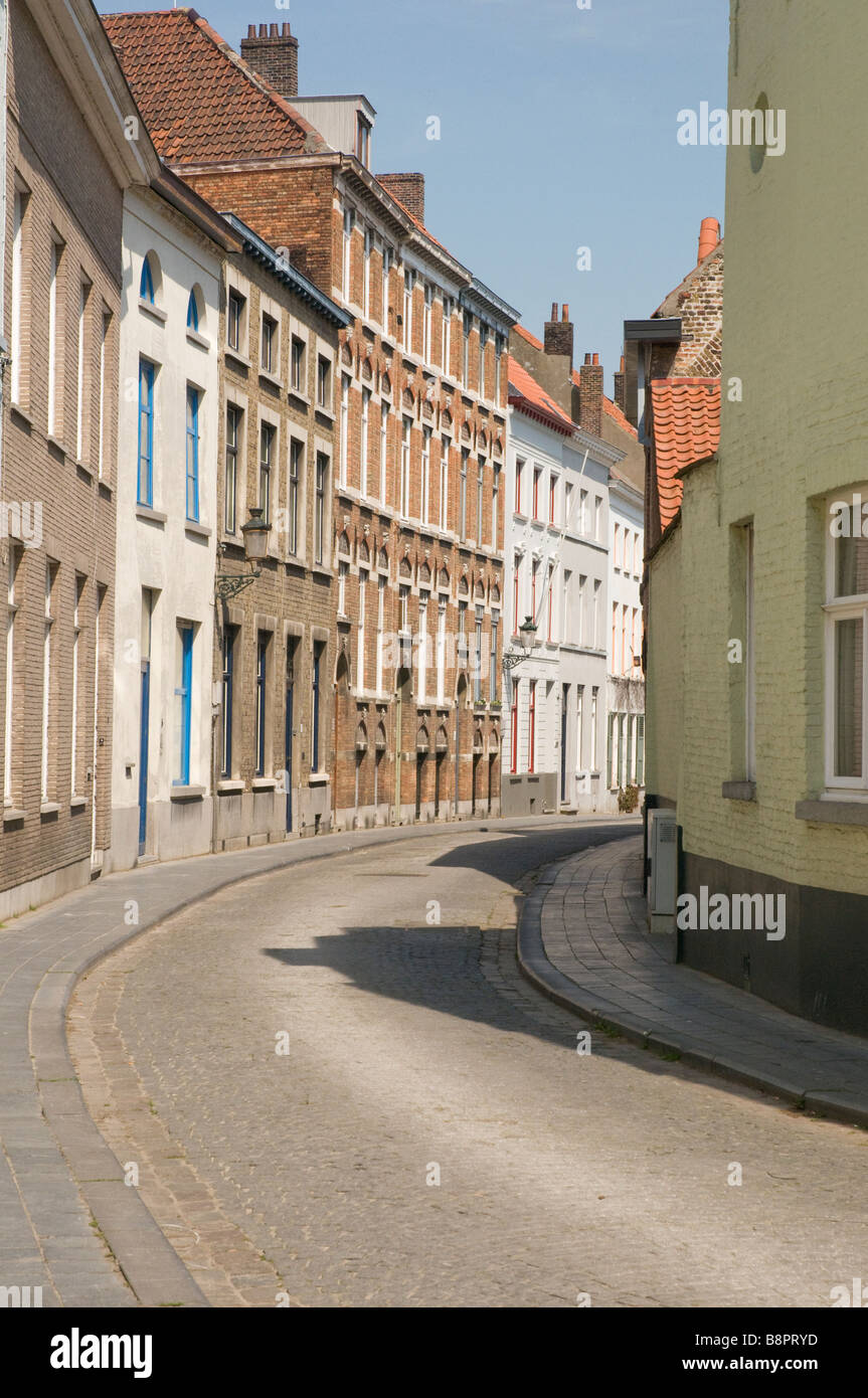 Street side building hi-res stock photography and images - Alamy