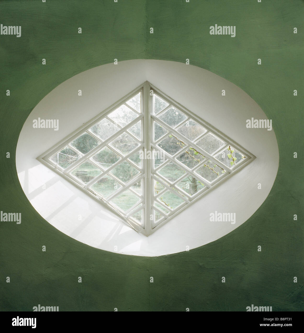 Diamond shaped windows hi-res stock photography and images - Alamy