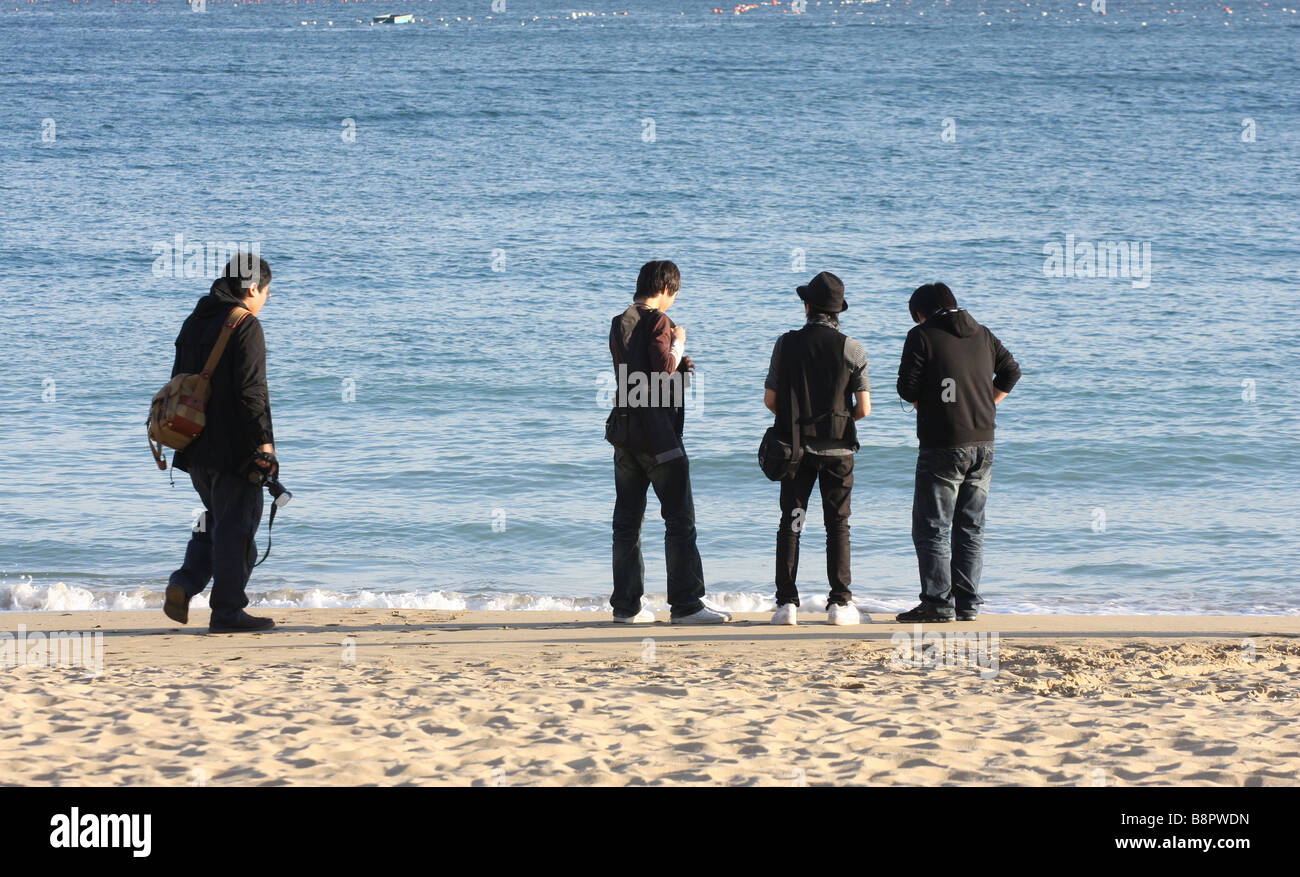 South korean teen hi-res stock photography and images - Alamy